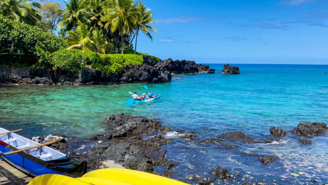 Guided Kayak and Snorkel to Captain Cook Monument - The Hawaii Vacation ...