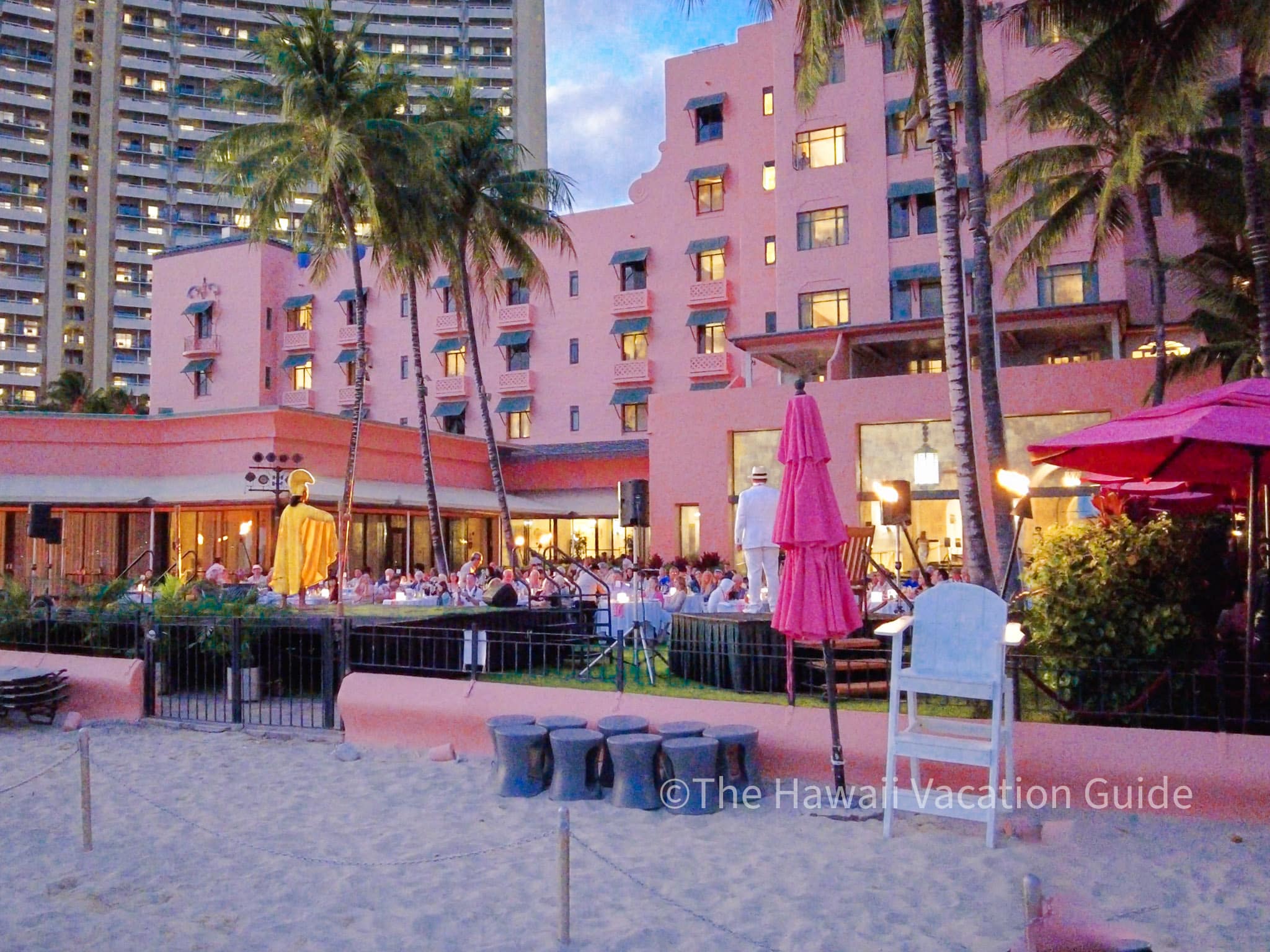 6 Best Oahu Luaus: Our Honest Reviews