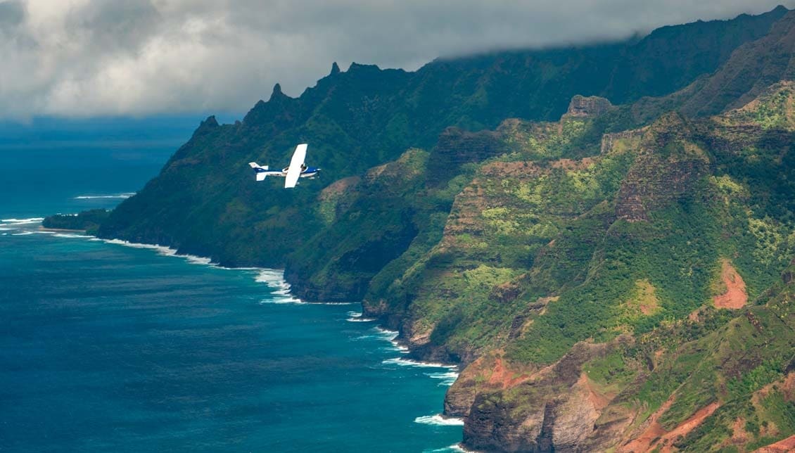 The 5 Best Hawaii Airplane Tours